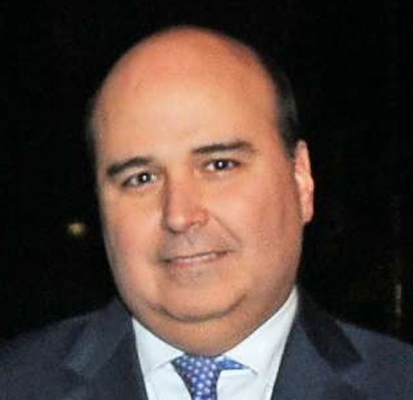 Agregar a Favoritos WhatsApp Escuchar E-mail