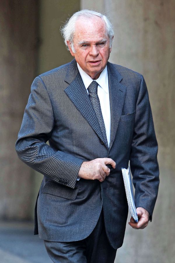 Eliodoro Matte, presidente de Forestal O'higgins y otras siete ...