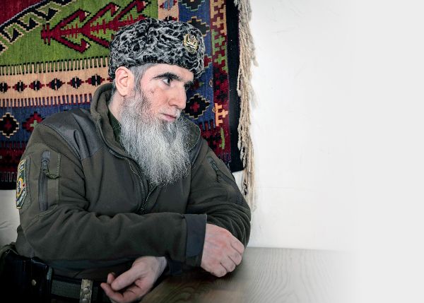 Muslim Cheberloevsky, un veterano de guerra checheno y comandante del ...