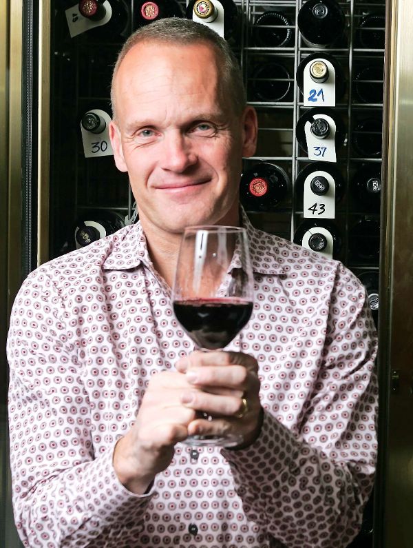 Tim Atkin, Master of Wine británico.